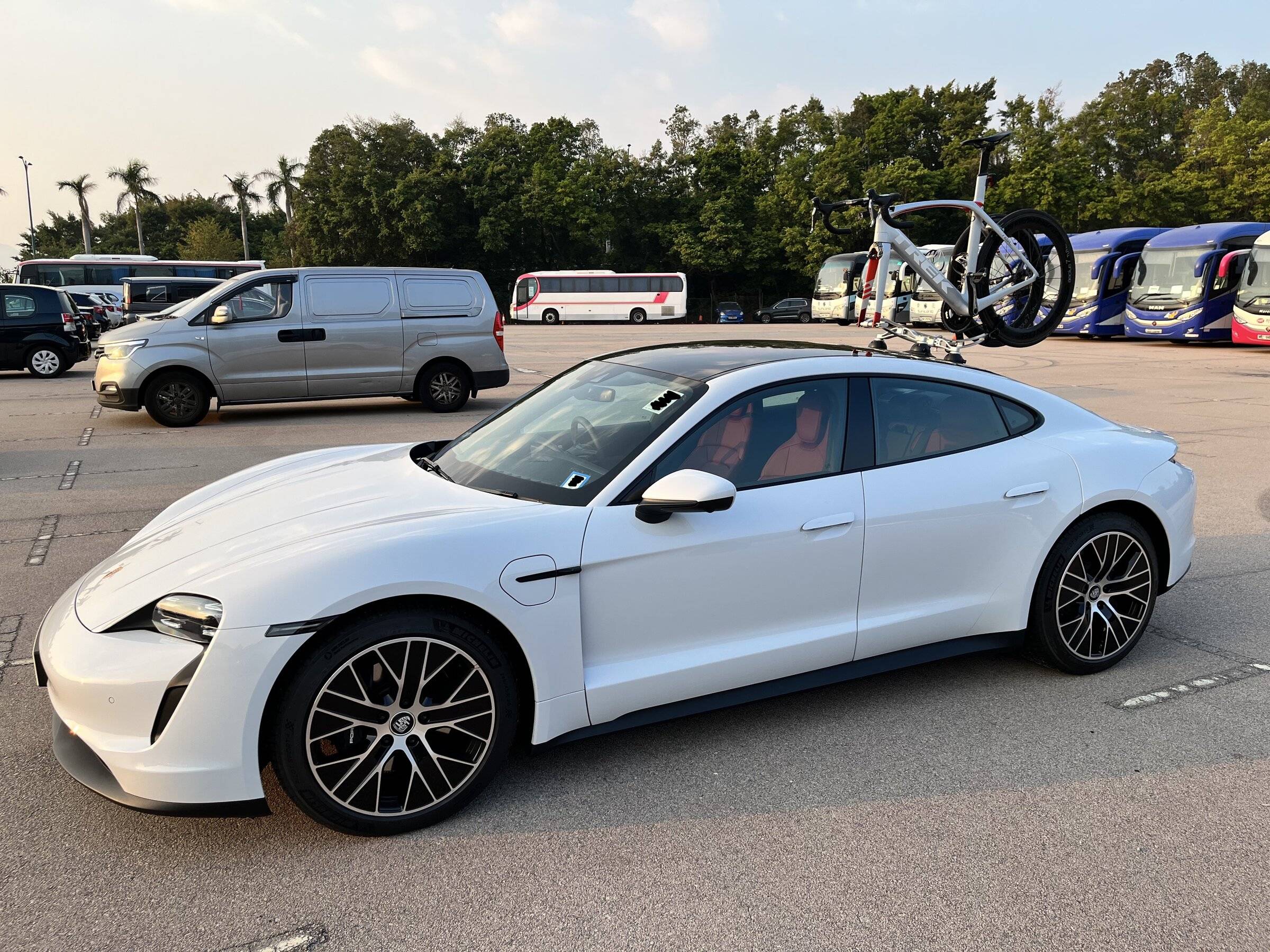 Lowering RWD Taycan | TaycanForum -- Porsche Taycan Owners, News ...