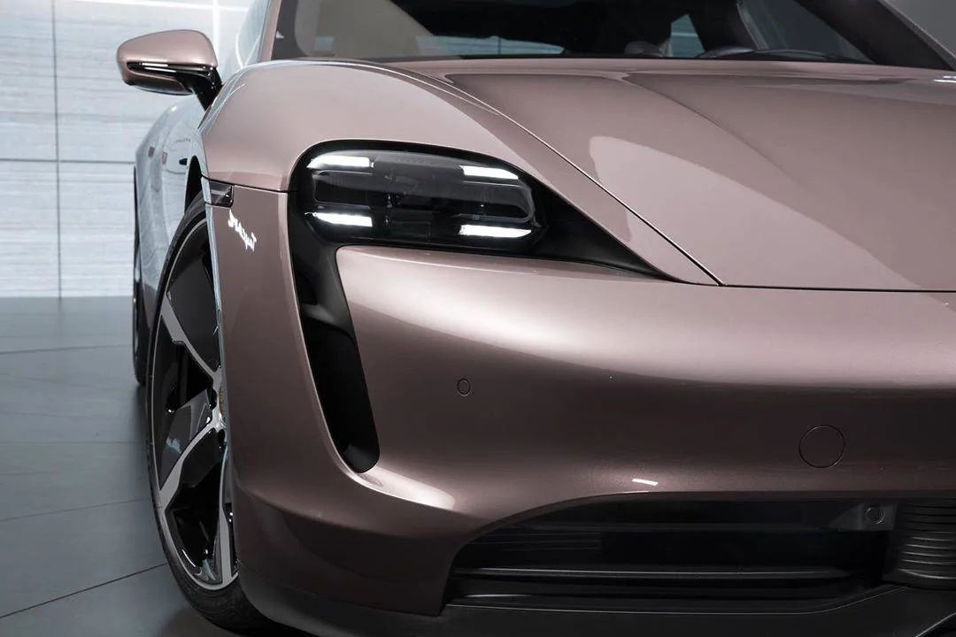FROZEN BERRY METALLIC Taycan Club | TaycanForum -- Porsche Taycan ...