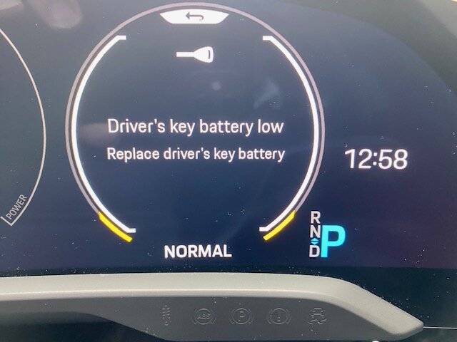 Driver's key battery low message | TaycanForum -- Porsche Taycan Owners ...