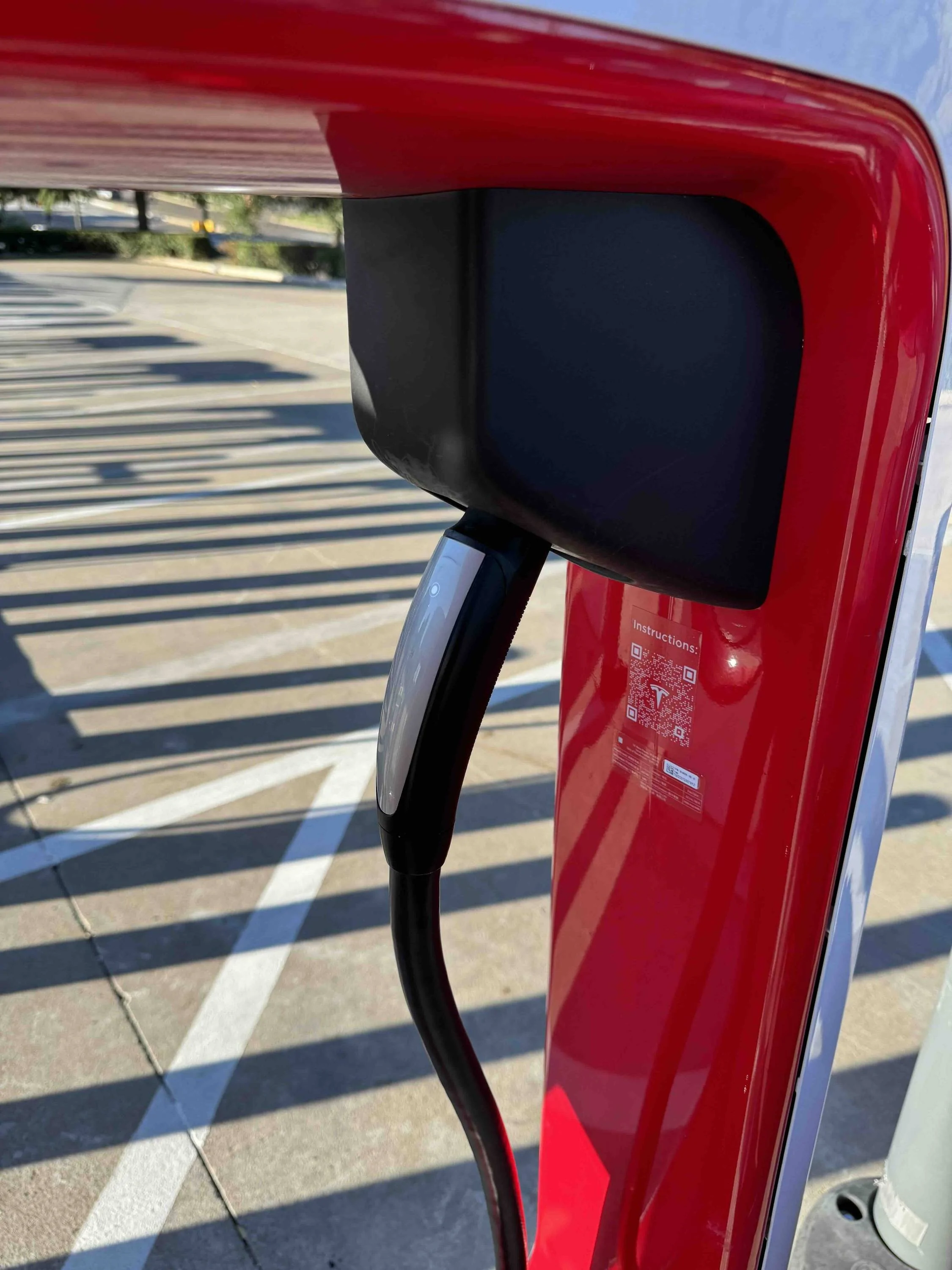 Broken DC Flap Causes Bad Charging Day | TaycanForum -- Porsche Taycan ...