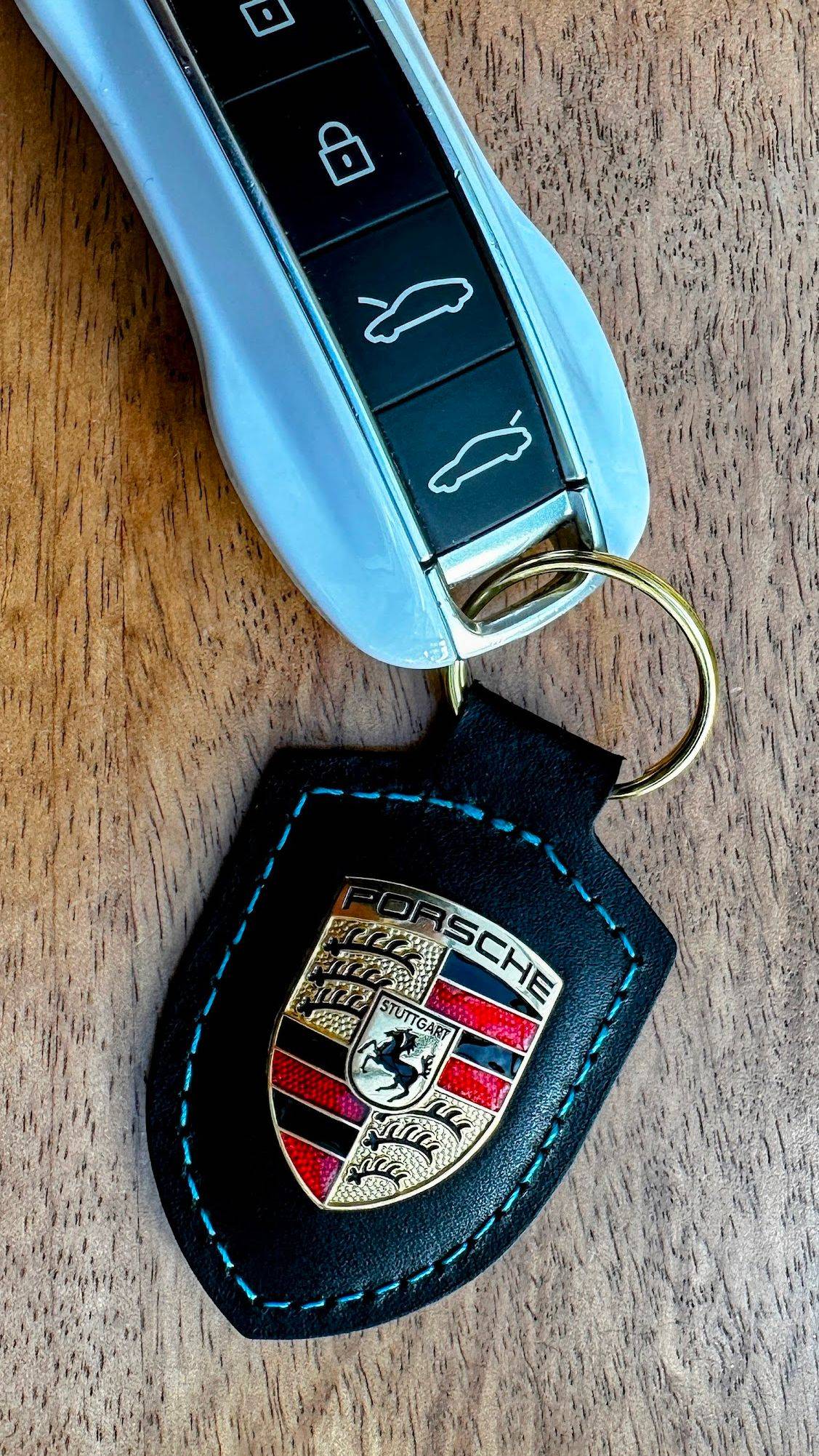 Crest key ring as a substitute for the Porsche Charging Service Card ...